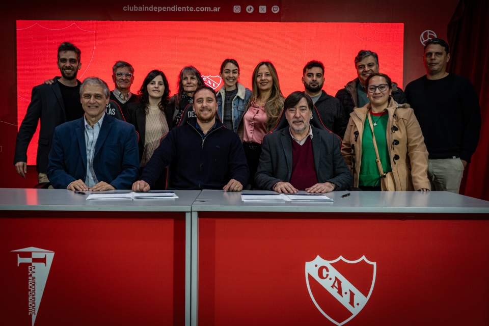 INDEPENDIENTE · Club